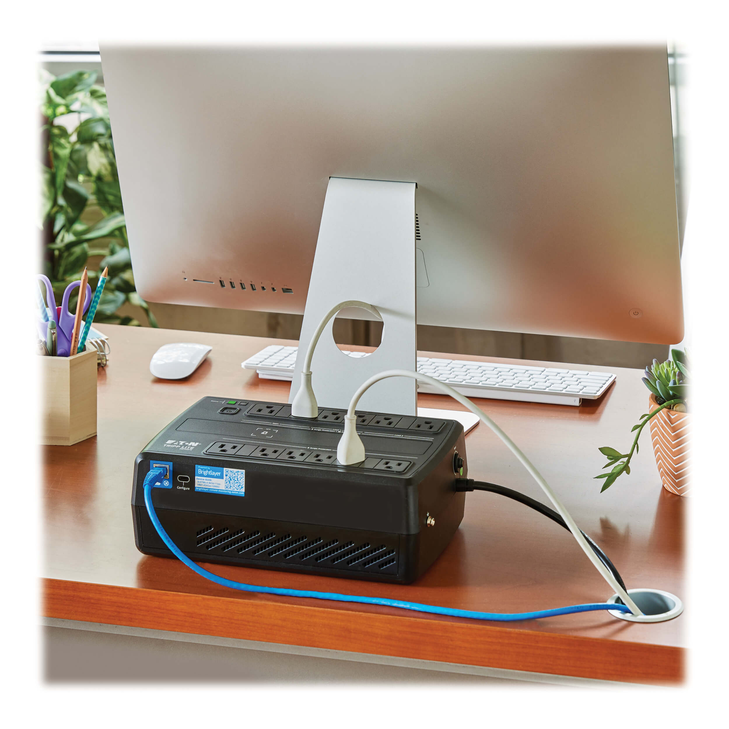 Line-Interactive UPS, 750VA 450W, 12 Outlets, 120V, Cloud-Connected | Eaton