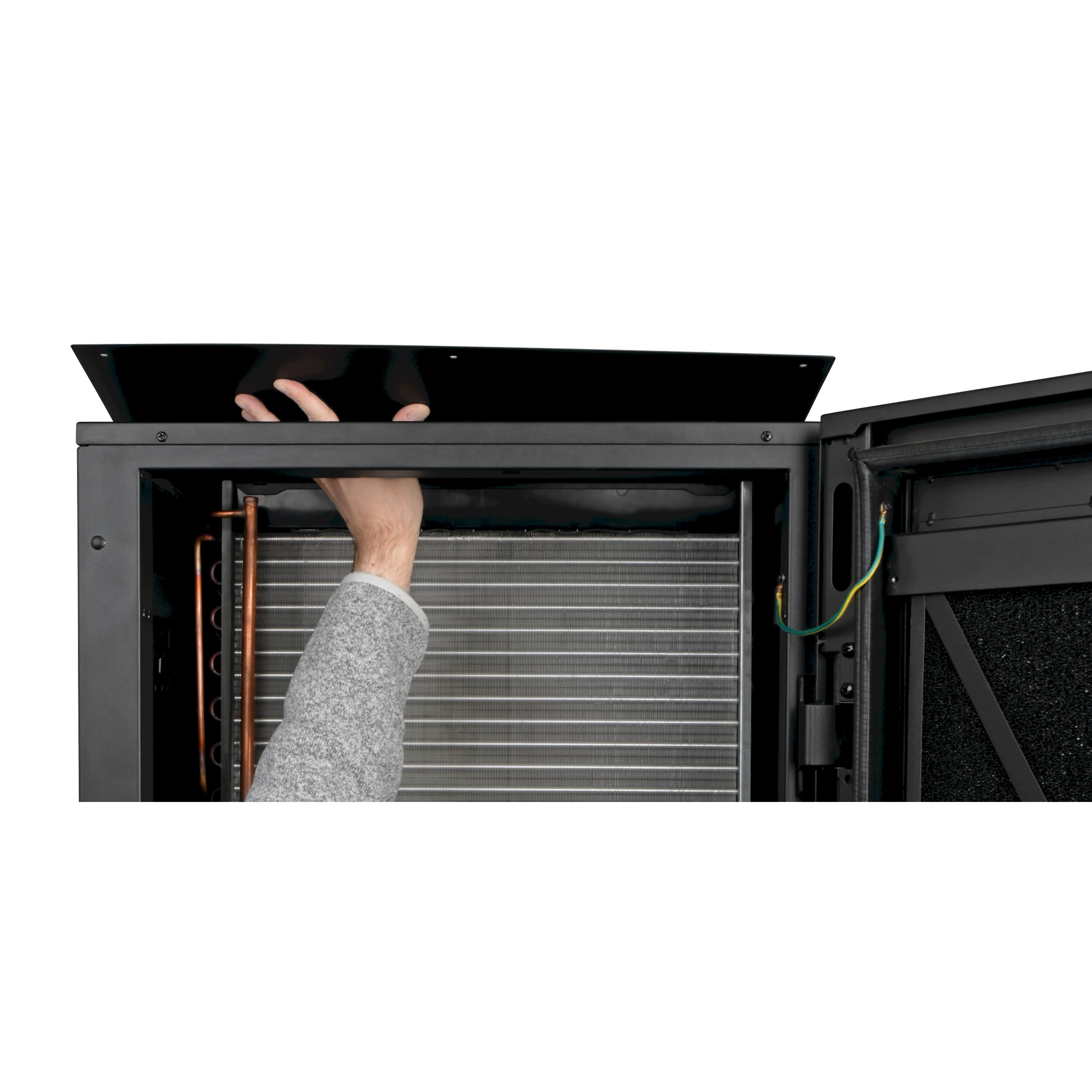 In-Row Cooler for Server Racks, 33,000 BTU, 208/240V, 42U | Eaton