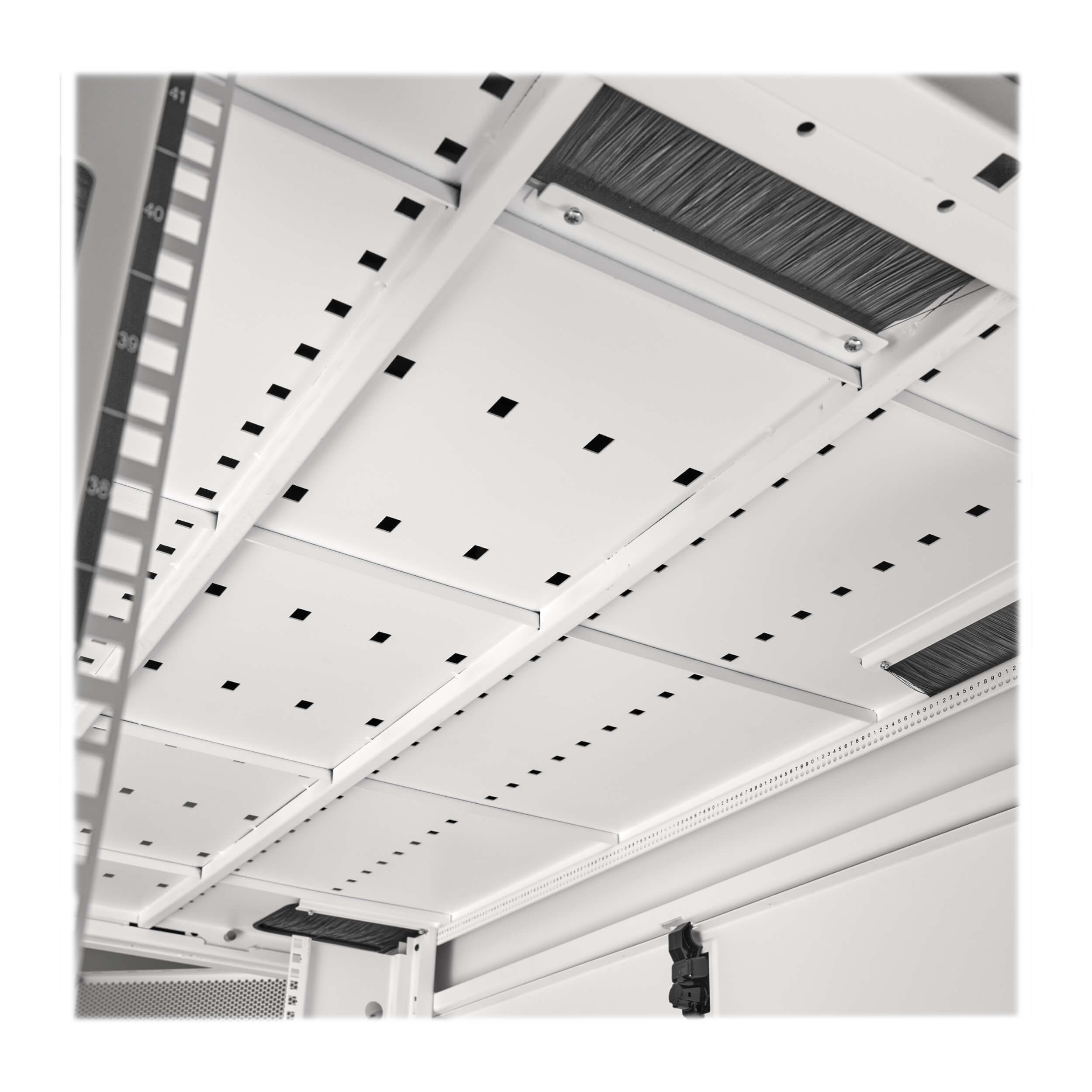 48U Heavy-Duty Deep Extra Wide Rack Enclosure for AI Servers, White | Eaton