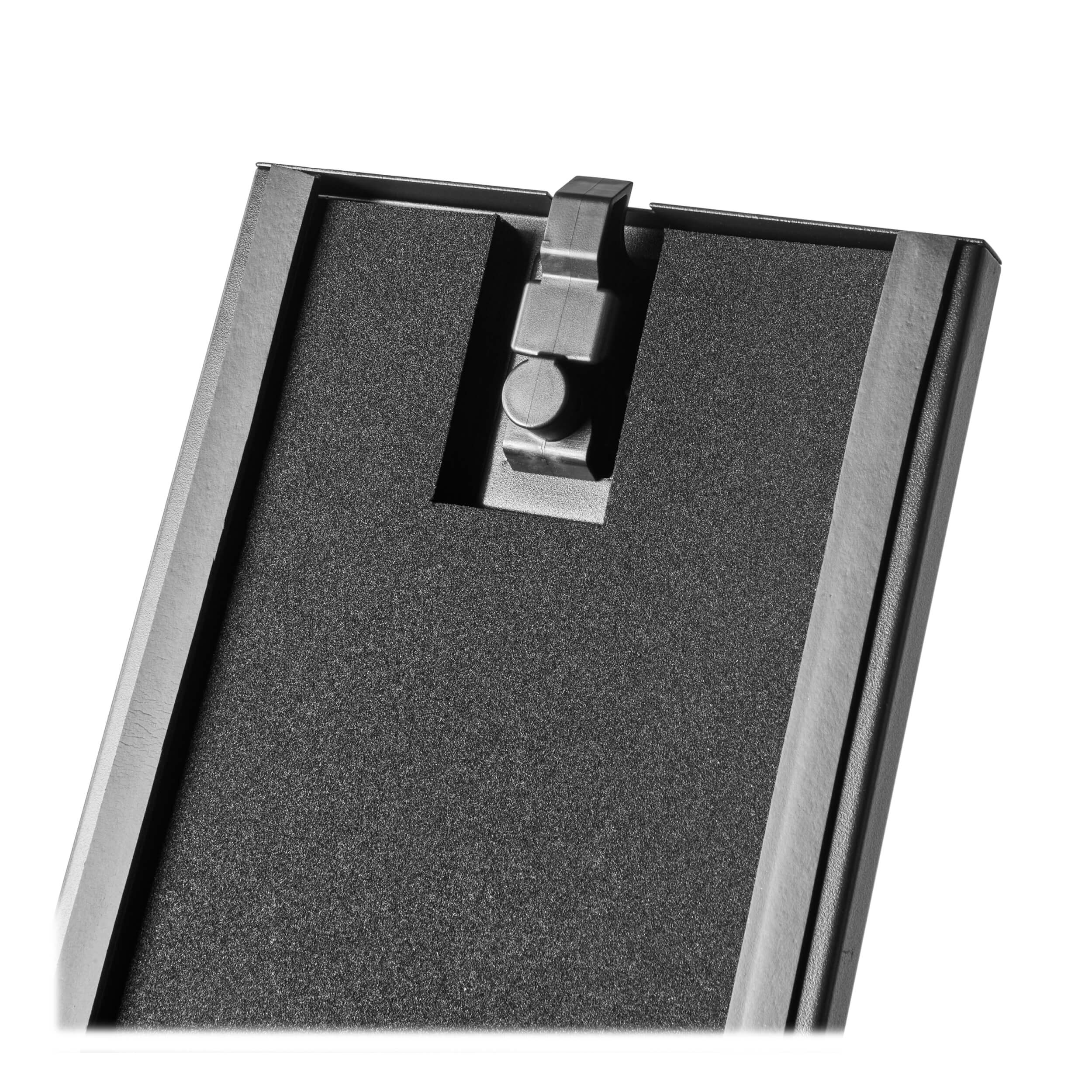 Modular Data Center, Self-Cooling, 44U Rack, 25 kW AC | Eaton