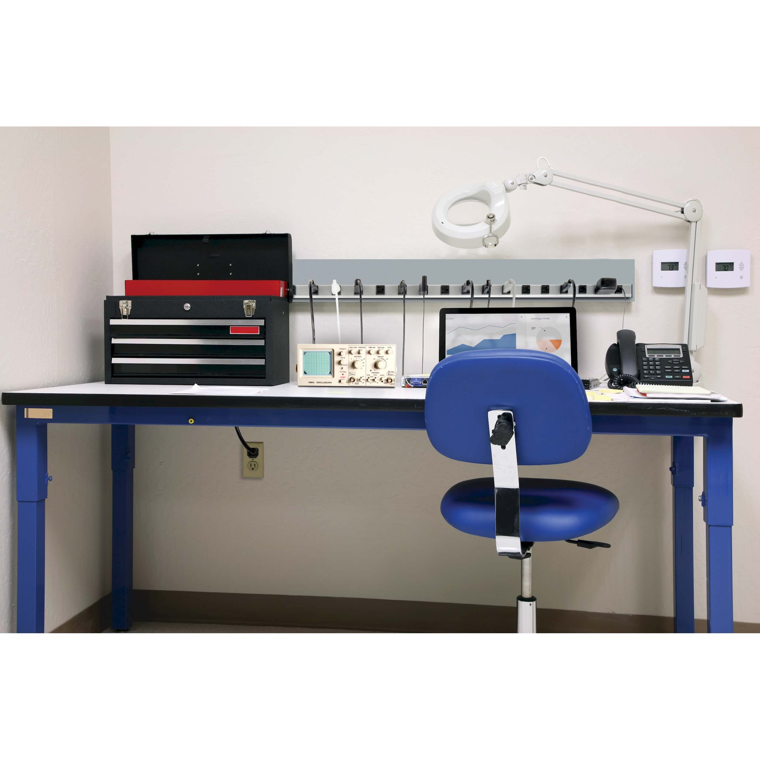 Industrial Surge Protector, 24 Outlet, 15-ft Cord, 1650 Joules | Eaton