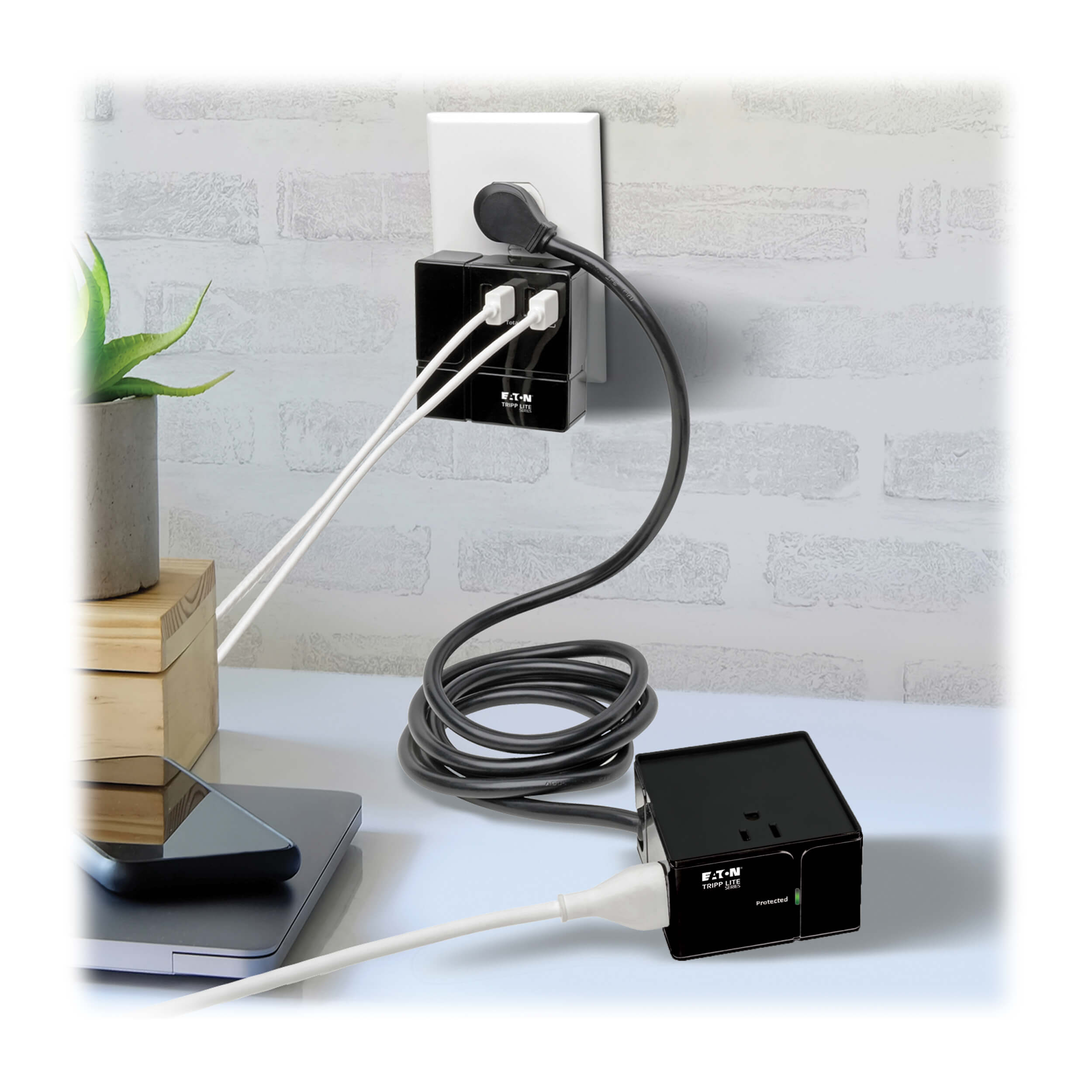 Cube Surge Protector, 3 Outlet, 6 USB ports, 6-ft Cord | Eaton