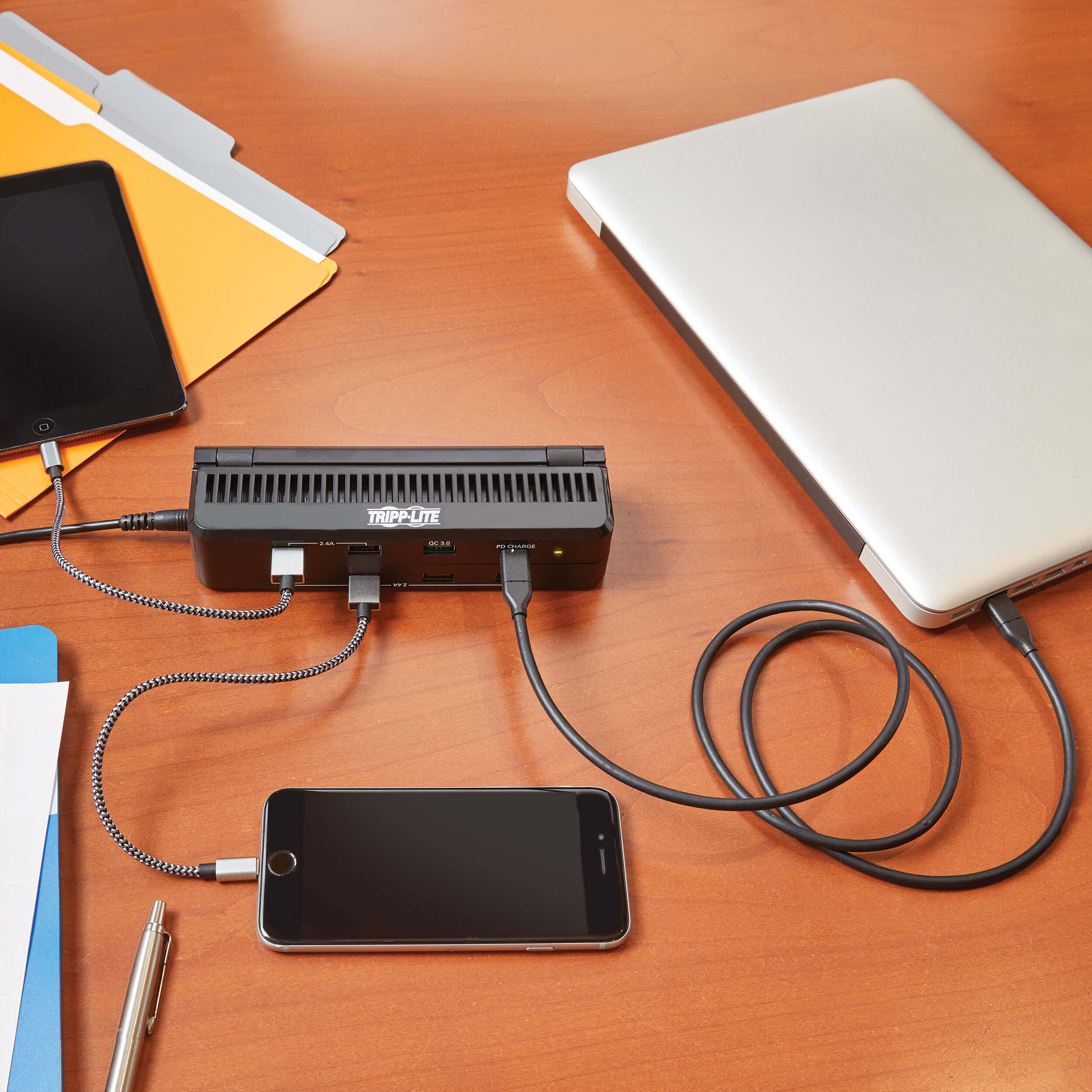 8-Port USB Charging Station, 120W, USB-A, USB-C with PD Charging | Eaton