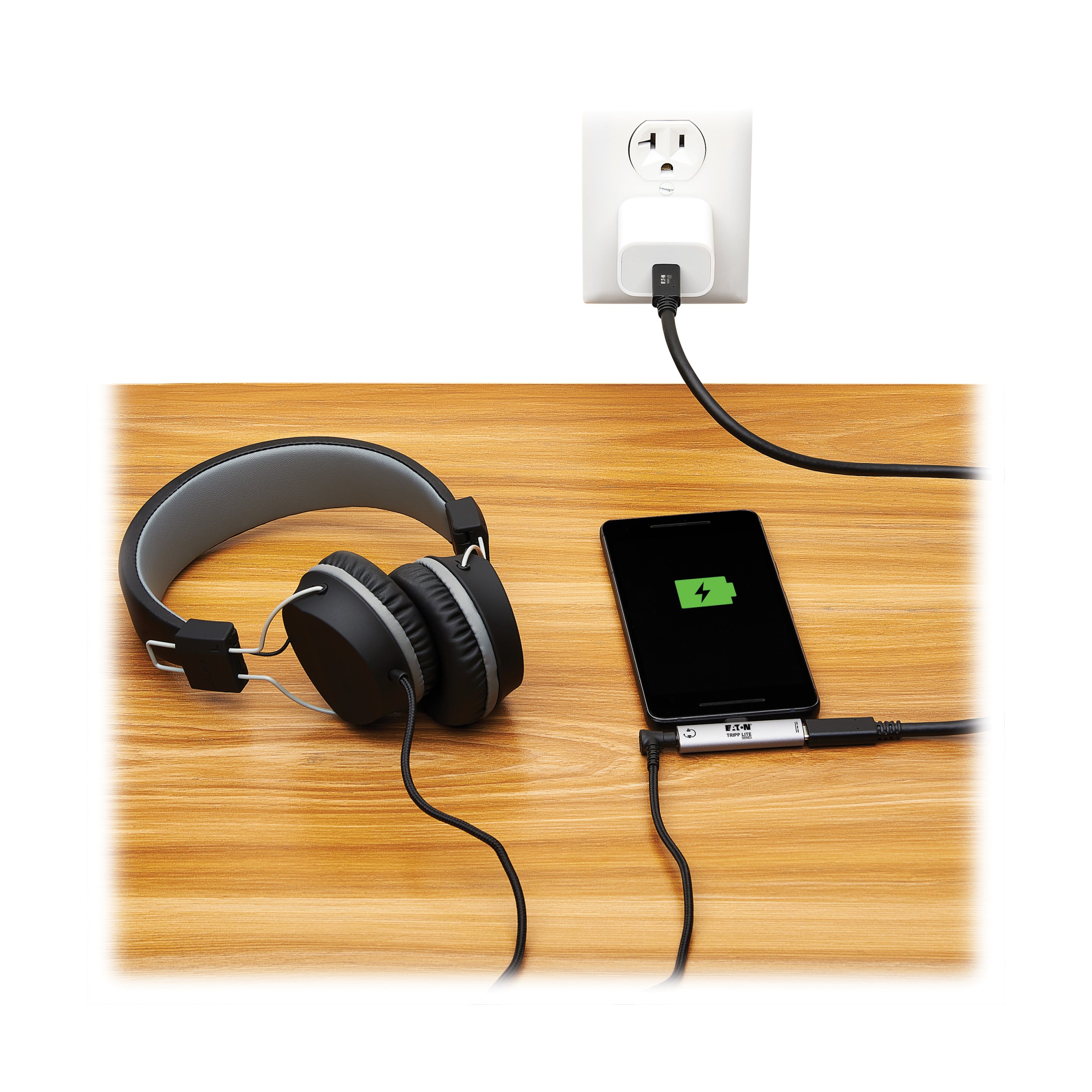 USB-C to 3.5mm Audio Jack plus 60W USB-C Charging | Eaton