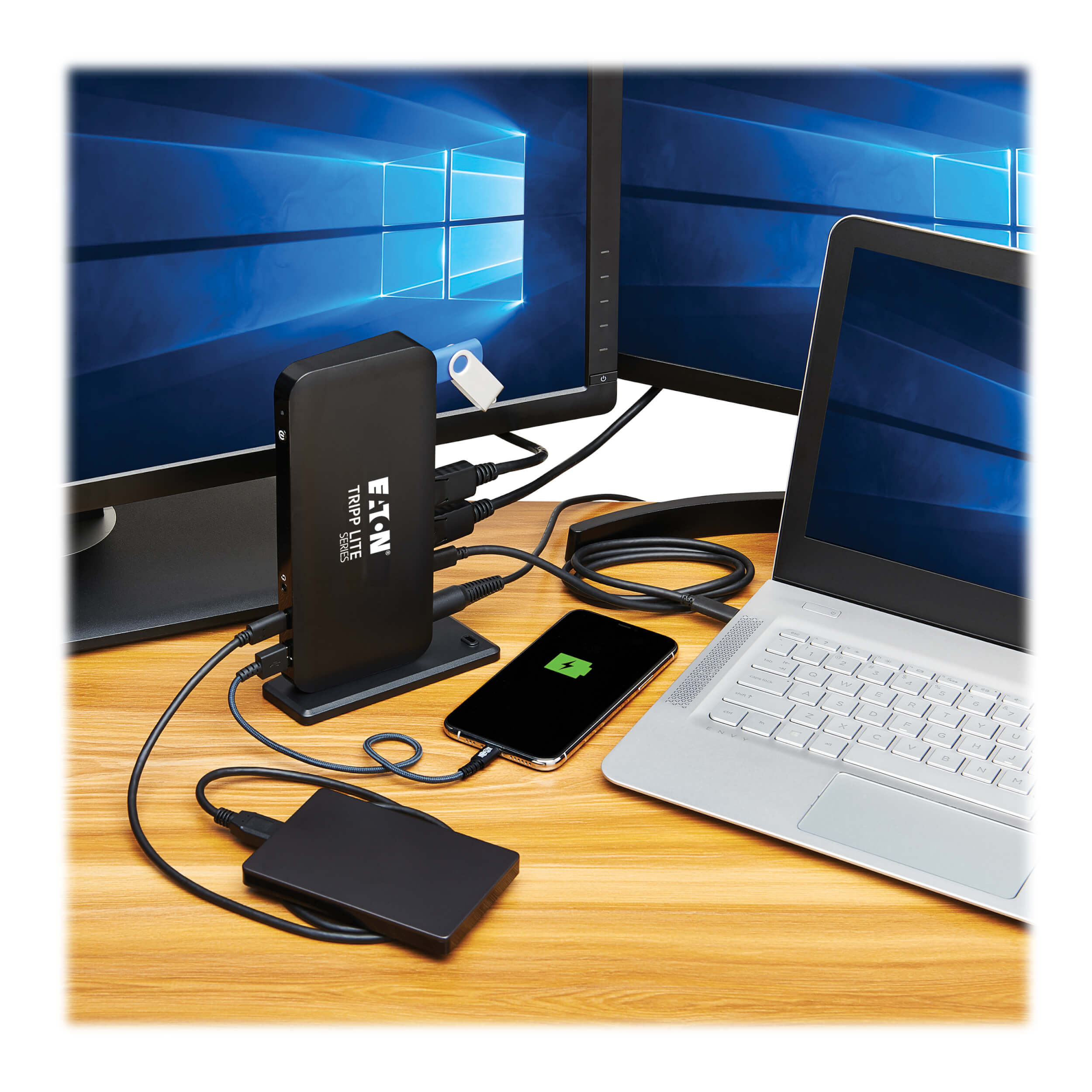 USB-C Triple Display Dock, 4K HDMI and DP, USB 3.2, GbE, 85W Charging ...