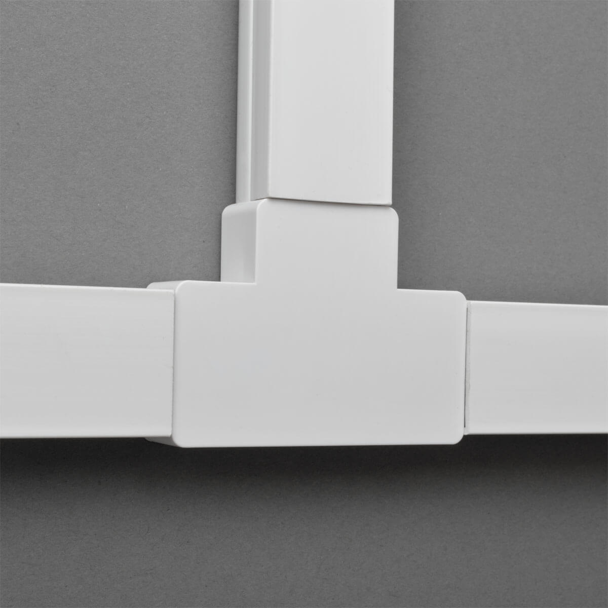 Raceway T Connector, 20 Pk, White | Eaton